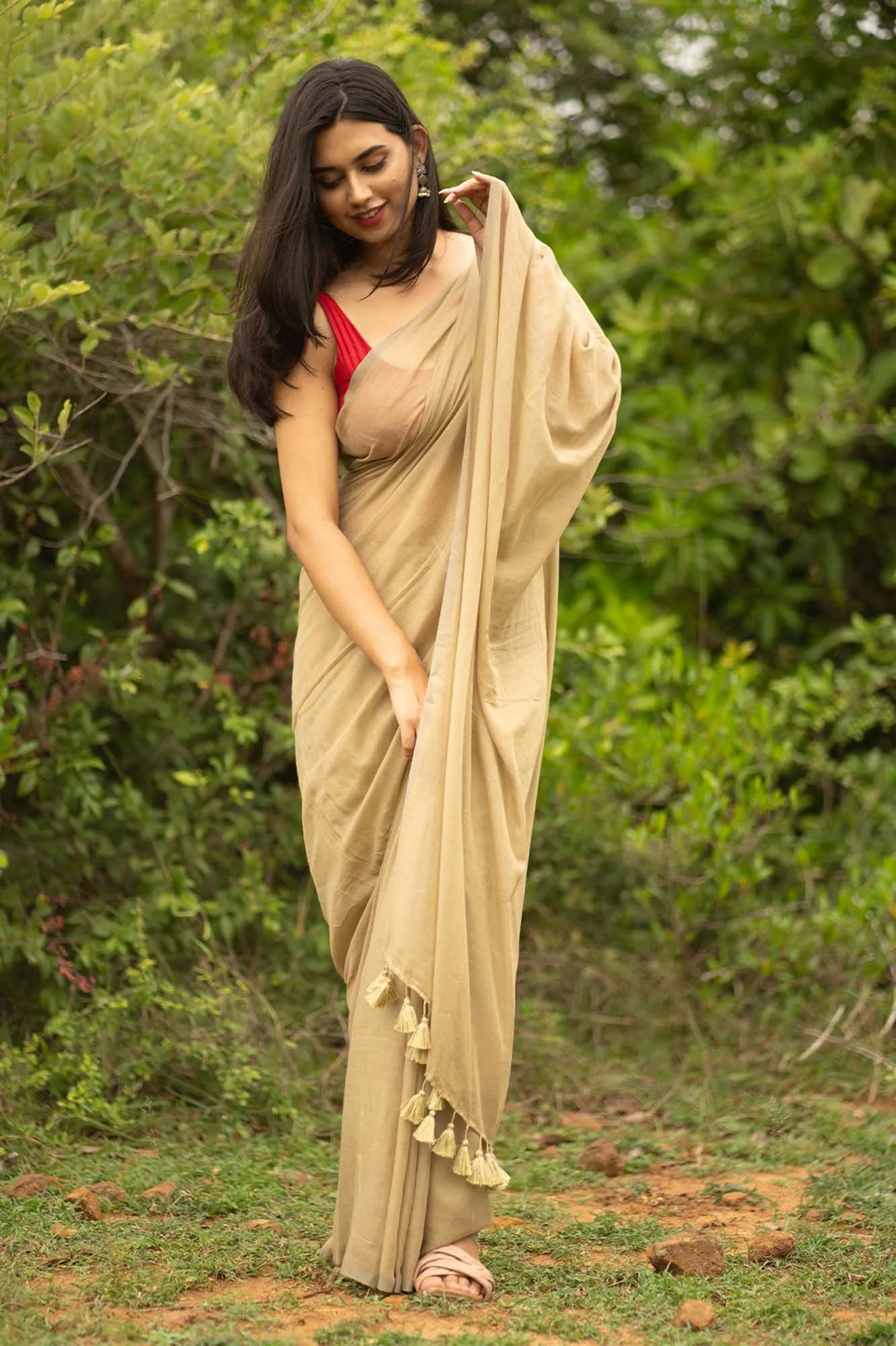 Droplet on the Screen Plain Saree - I Love Sarees
