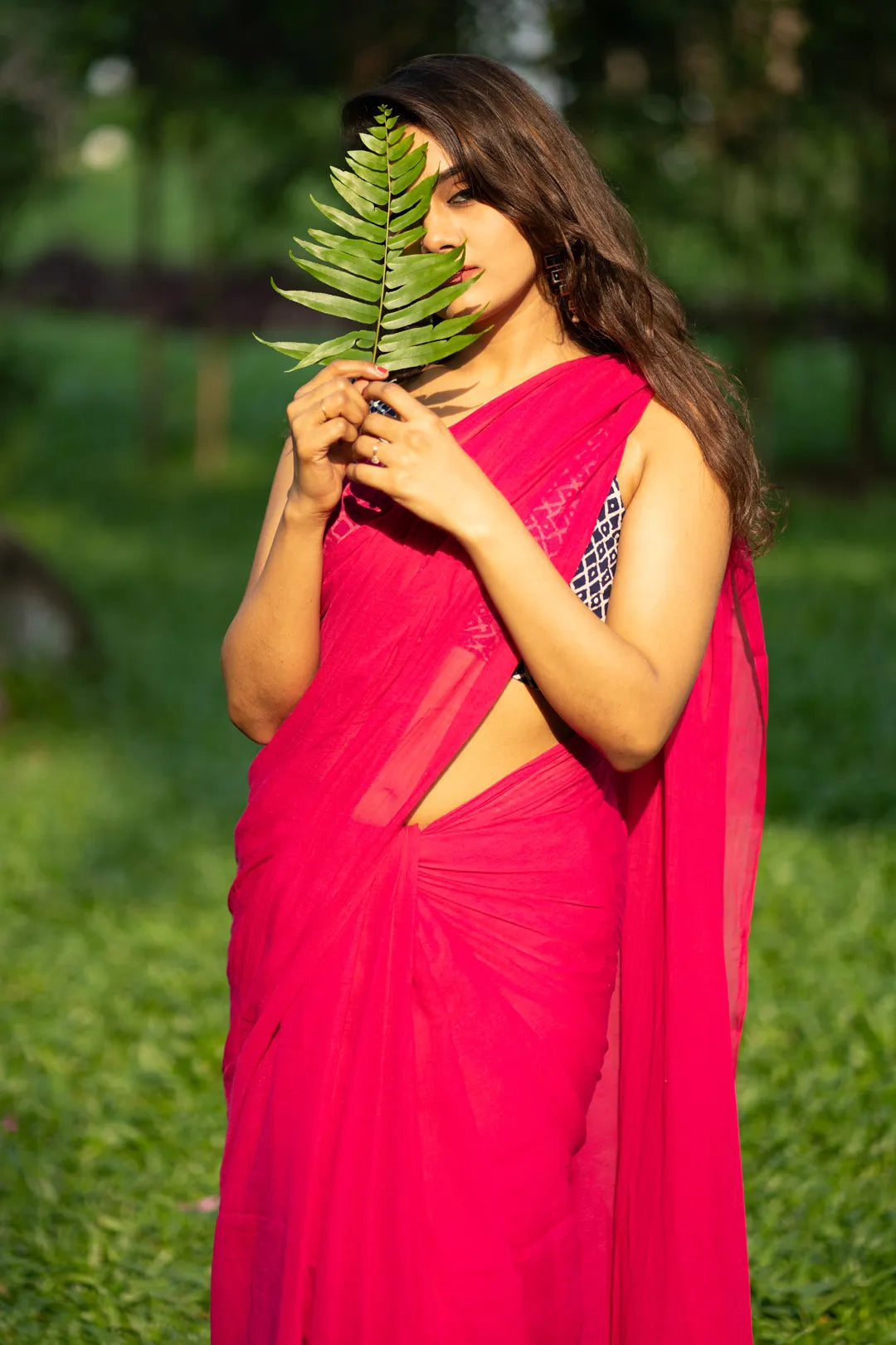 Lost Romance Dark Pink Plain Saree - I Love Sarees